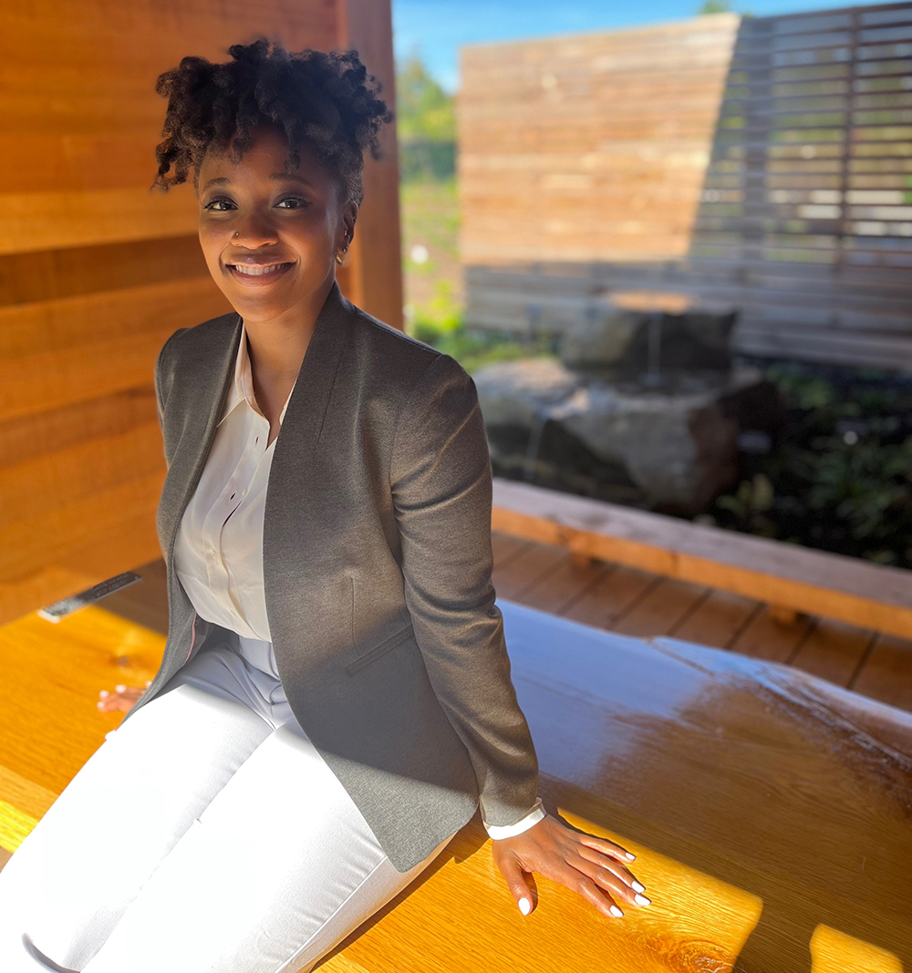 Dr. Christa Mahlobo, Flourishing Through Expression: The Transformative ... Dr. Christa Mahlobo, Flourishing Through Expression: The Transformative ...